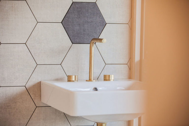 Astra Walker – excellence in bathware - Cirillo Lighting and Ceramics